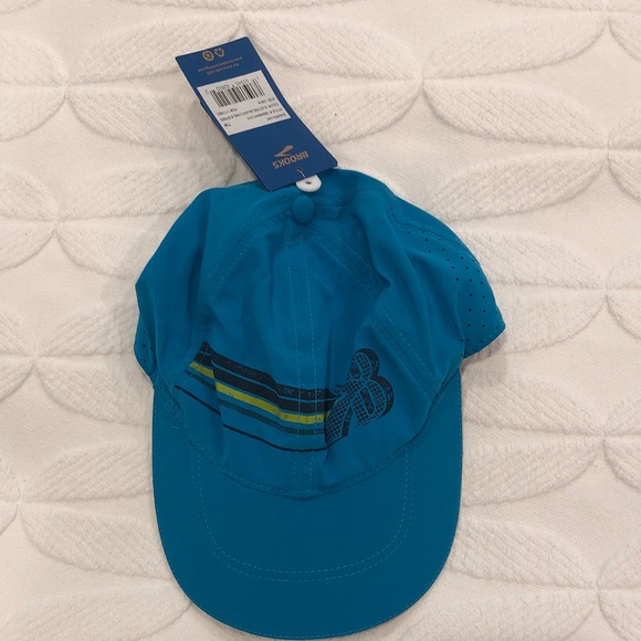 Brooks | Accessories | Nwt Brooks Vibrant Blue Retro Athletic Cap ...